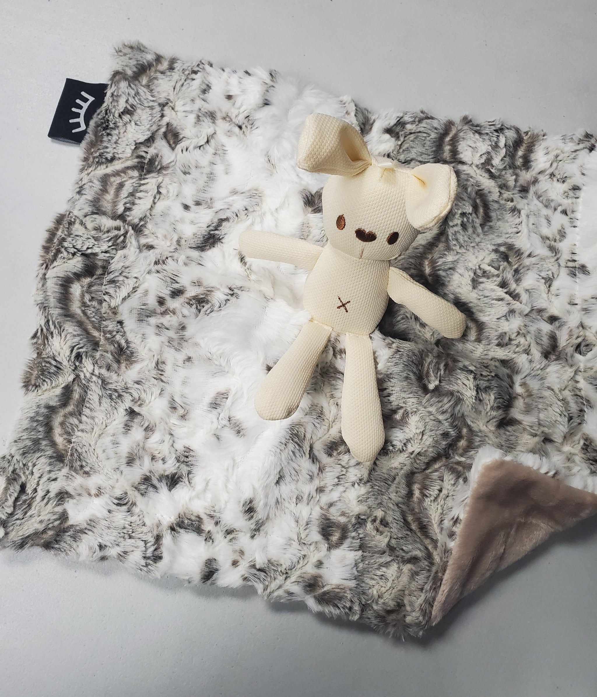 Cibirian Leopard Stone Bunny Mini Minky Lovey – Winx + Blinx